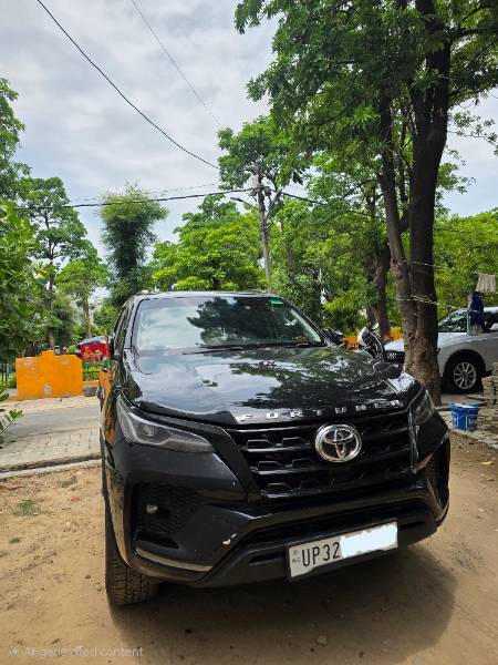 Buy Used Toyota Fortuner 2.7 2WD MT BSIV of 2017 model @ 20,00,000 INR ...