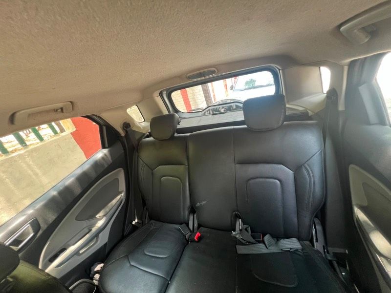 Buy Used Ford Ecosport 1.0 Ecoboost Titanium of 2015 model @ 3,35,000 ...