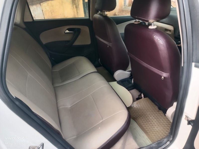 Buy Used Volkswagen Polo Diesel Highline 1.2L of 2011 model @ 2,50,000 ...