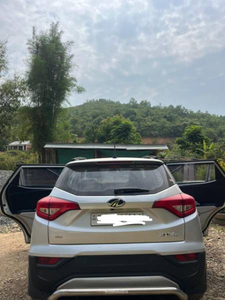 Buy Used Mahindra XUV300 W6 Sunroof NT BSVI of 2021 model @ 9,50,000 ...