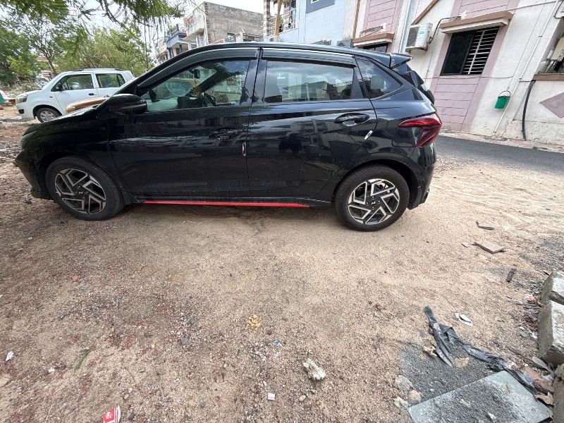 Buy Used Hyundai i20 Asta Turbo DCT of 2023 model @ 8,50,000 INR in ...