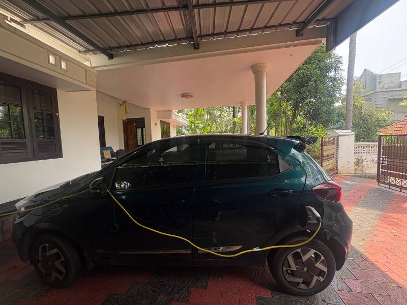 Buy Used Tata Tiago EV XT LR of 2025 model @ 8,50,000 INR in Thrissur ...