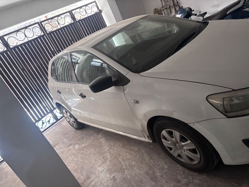 Buy Used Volkswagen Polo IPL II 1.2 Petrol Highline of 2011 model @ 1 ...
