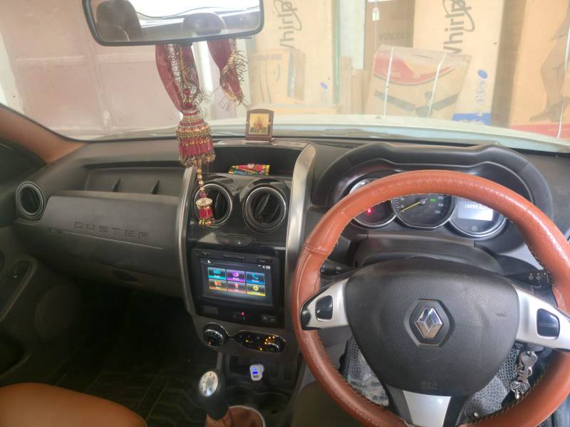 Buy Used Renault Duster 110PS Diesel RxZ of 2017 model @ 4,00,000 INR ...