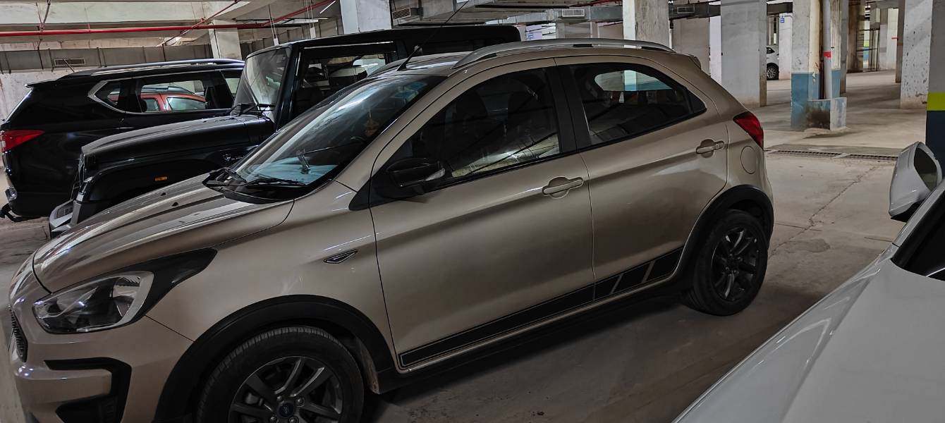 Buy Used Ford Freestyle Titanium Plus Petrol BSIV of 2018 model @ 4 ...