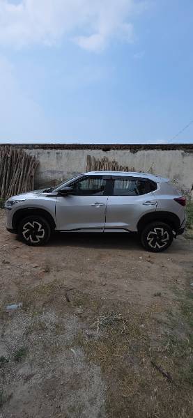 Buy Used Nissan Magnite XV Executive of 2023 model @ 4,25,000 INR in ...