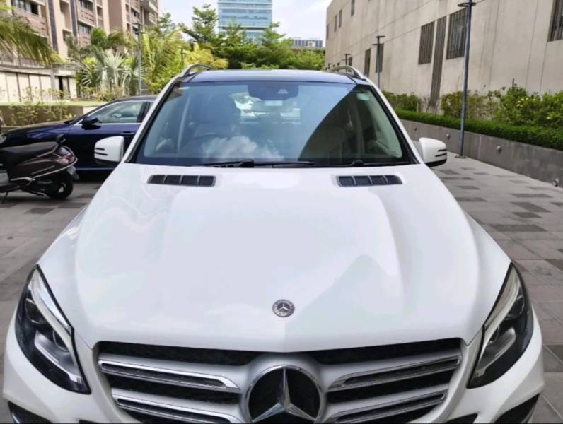 Buy Used Mercedes-Benz GLE 250d of 2018 model @ 27,00,000 INR in ...