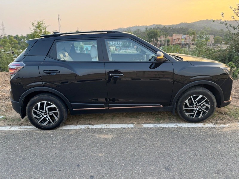 Buy Used Mahindra XUV400 EV EL Pro DT 394 kWh of 2025 model @ 13,80,000 INR in Jammu - 4887960 ...