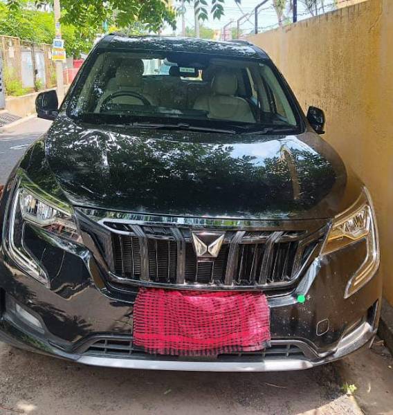 Used Mahindra XUV700 AX7L 7Str AT Car in Pondicherry, 2024 Model - Find ...