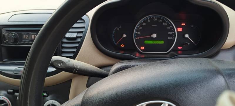 Buy Used Hyundai i10 Era of 2010 model @ 1,25,000 INR in Fatehabad - 4953873 - ZigWheels.com