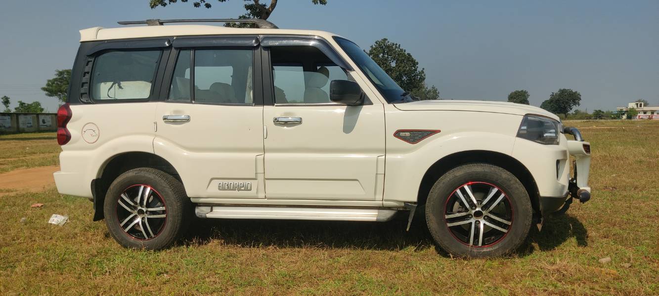 Used Mahindra Scorpio S5 9Str Car in Gadchiroli, 2021 Model - Find Best ...
