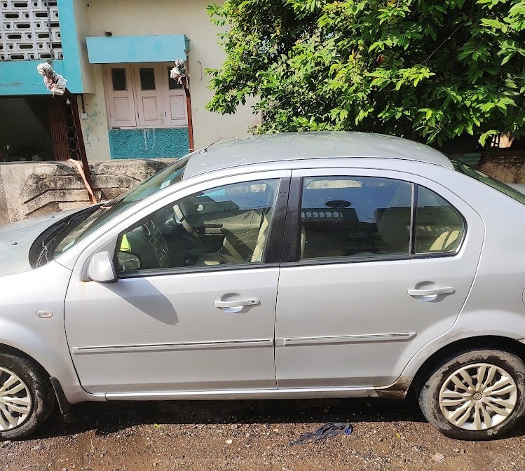 Buy Used Ford Fiesta EXi 1.4 TDCi Ltd of 2011 model @ 1,18,000 INR in Jalgaon - 4918369 ...