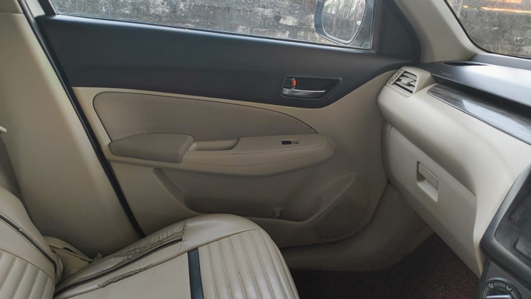 Buy Used Maruti Swift Dzire VXI CNG BSVI of 2022 model @ 6,30,000 INR in Lucknow - 4929986 ...