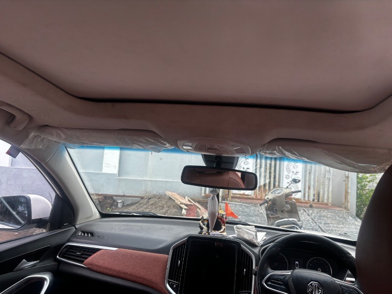 Buy Used MG Hector Plus Select Diesel MT 7 STR of 2021 model @ 14 ...