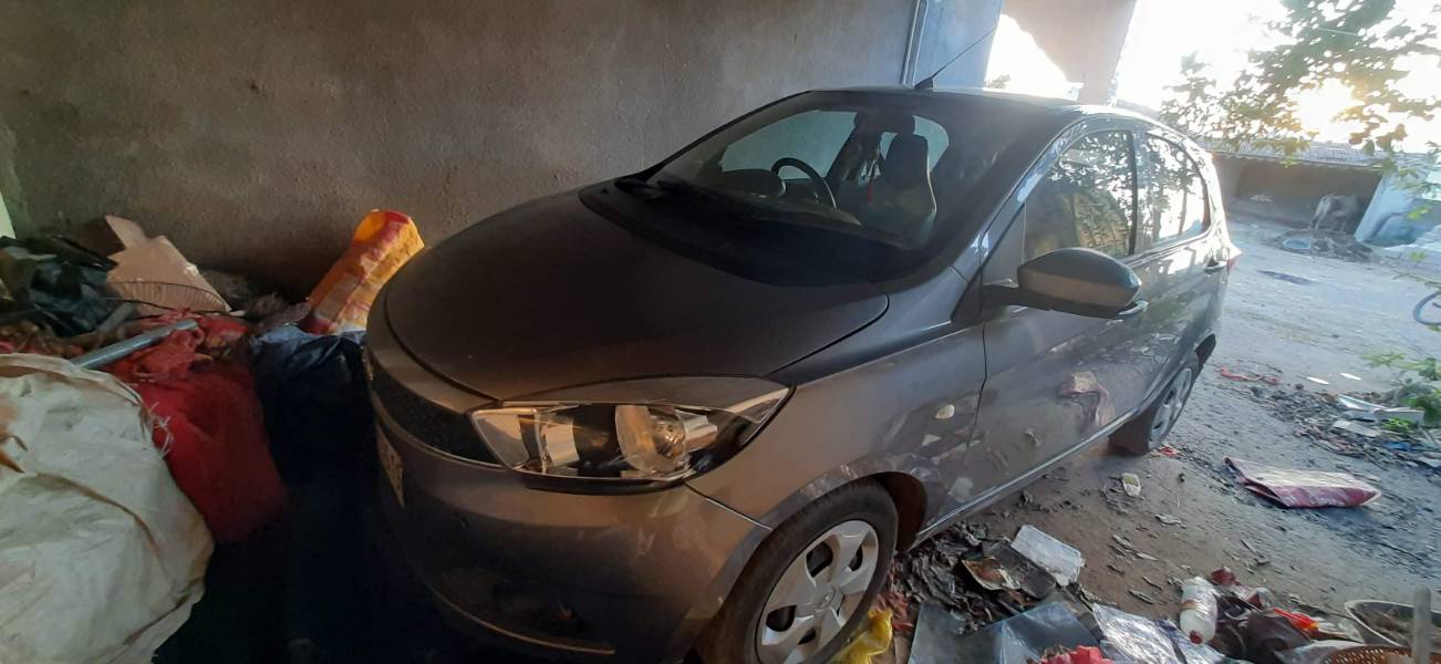 Buy Used Tata Tiago 1.05 Revotorq XT of 2018 model @ 3,50,000 INR in ...