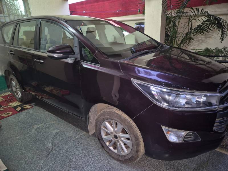 Used 2016 Toyota Innova Crysta Diesel Manual in Bangalore at ₹15.50 ...