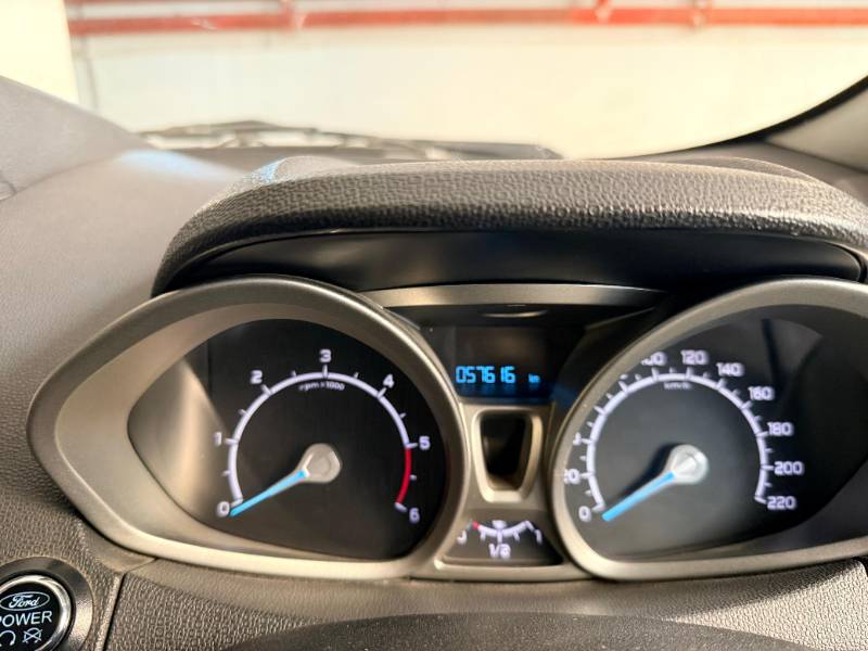 Buy Used Ford Ecosport 1.5 Diesel Titanium BSIV of 2017 model @ 4 ...